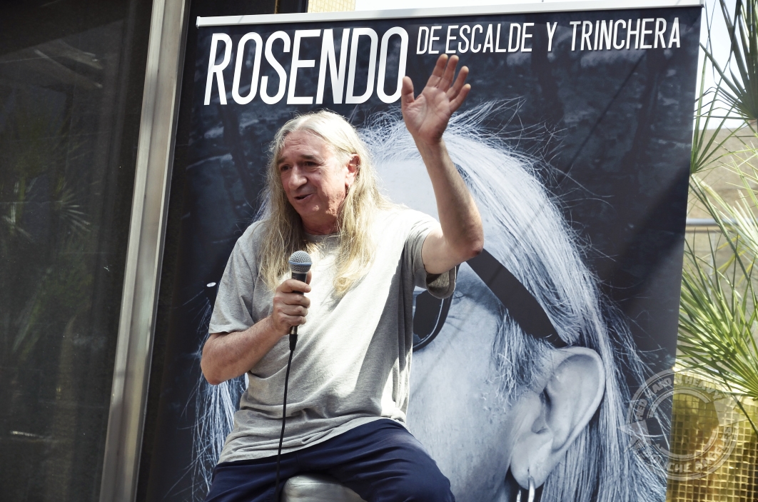 Presentación del nuevo álbum de Rosendo, "De Escalde y Trinchera ...