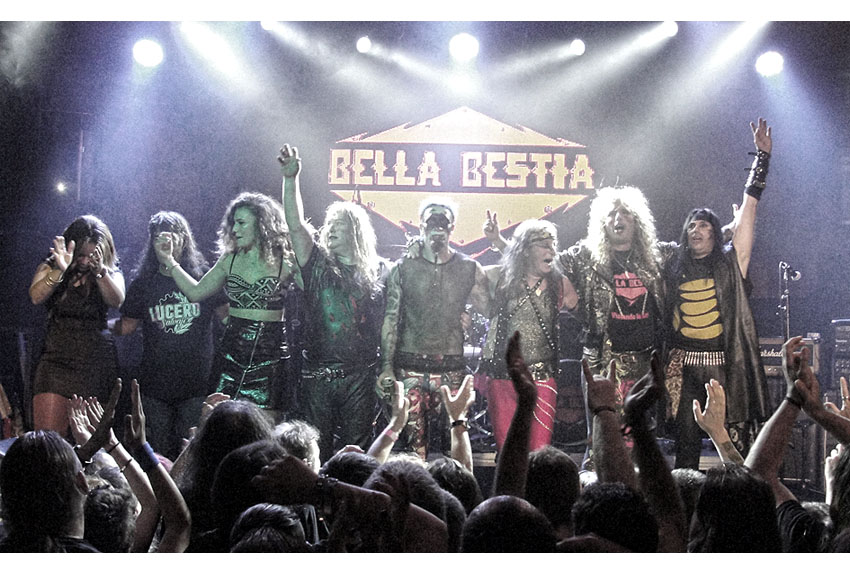 BELLA BESTIA arden en la noche grabando disco en directo - Redhardnheavy