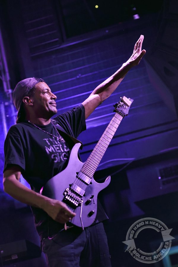TONY MACALPINE, noche guitarrera de ensueño en Madrid