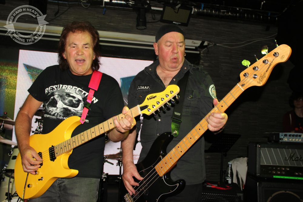 A tope de power con OLIVER DAWSON SAXON en Madrid.